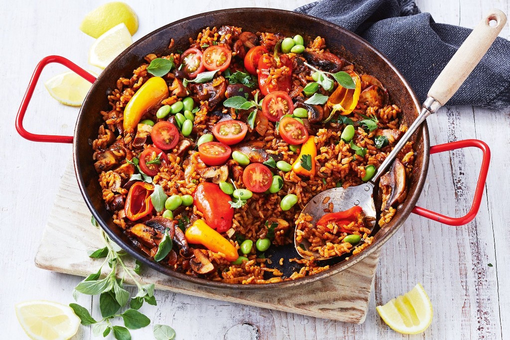 Reteta de paella mediteraneana vegana