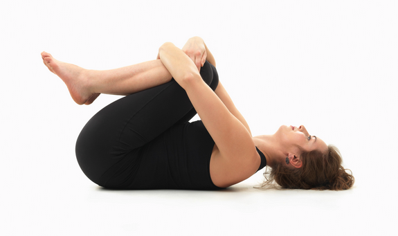 Apanasana | Yogasat - Cursuri Yoga Bucuresti